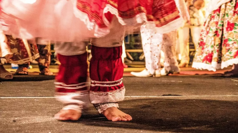 O que é o Exu Marabô? História, falange, características e mais ...